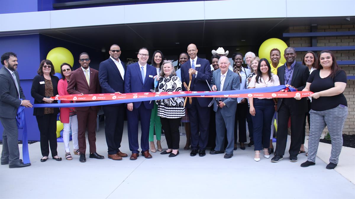 Goodwill North Central Texas Hosted Open House & Ribbon Cutting for New ...