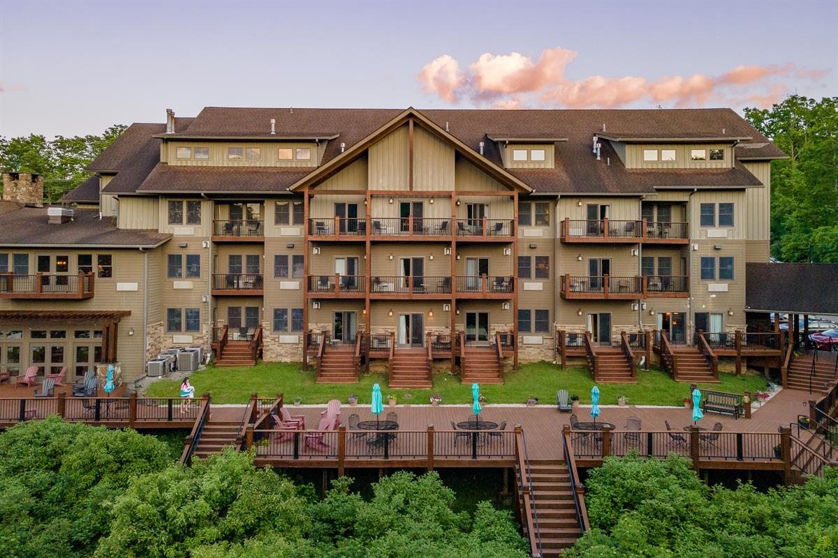 Suites at Silver Tree - AAA Savings on Hotel Stays! - Deep Creek Lake ...