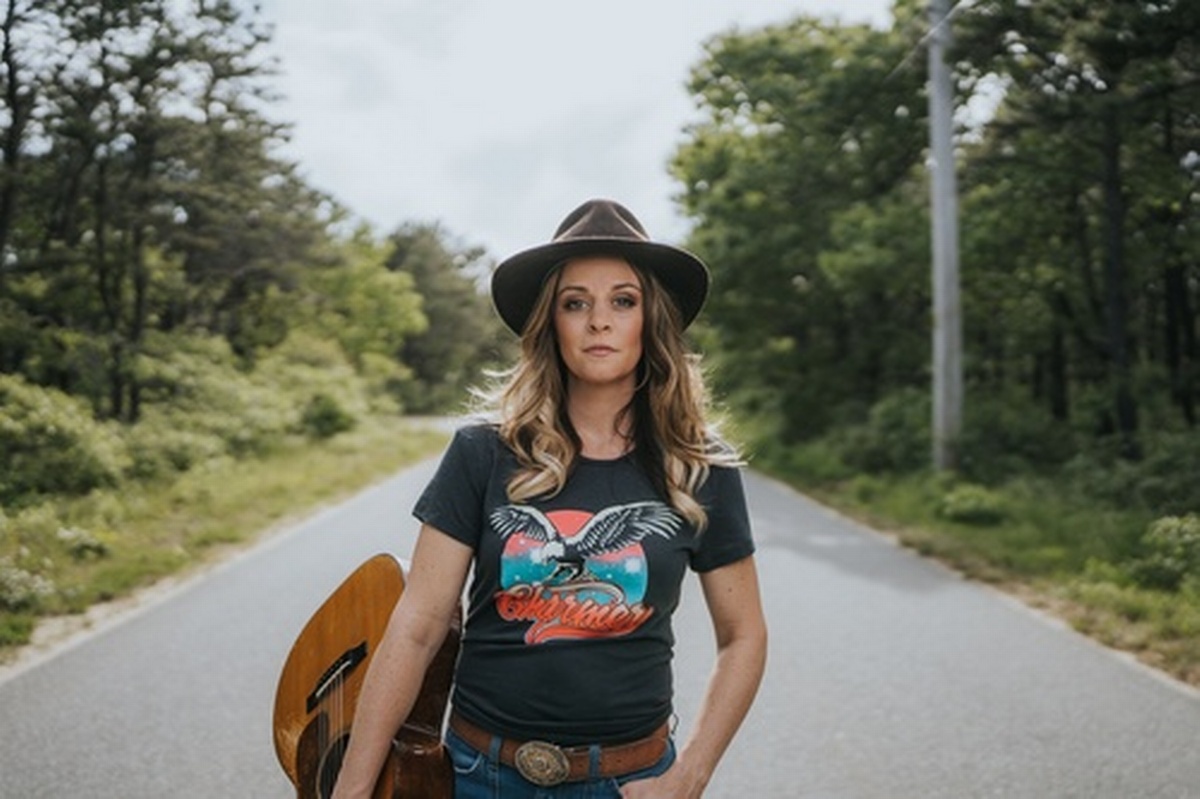 Americana singer-songwriter Monica Rizzio - Jan 17, 2026 - Tri-Town ...